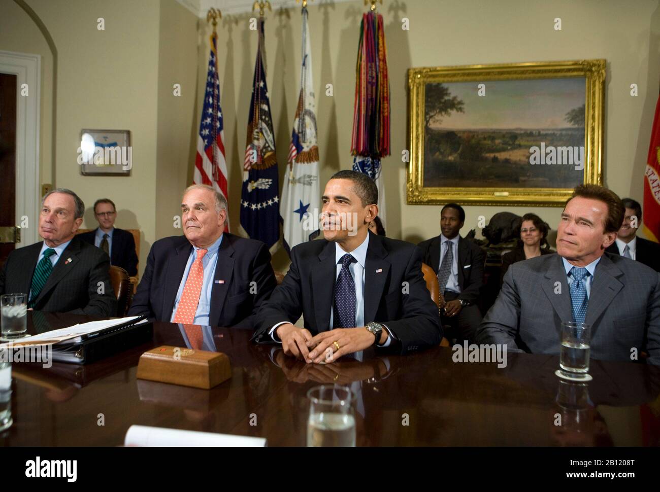 President obama schwarzenegger hi-res stock photography and images - Alamy
