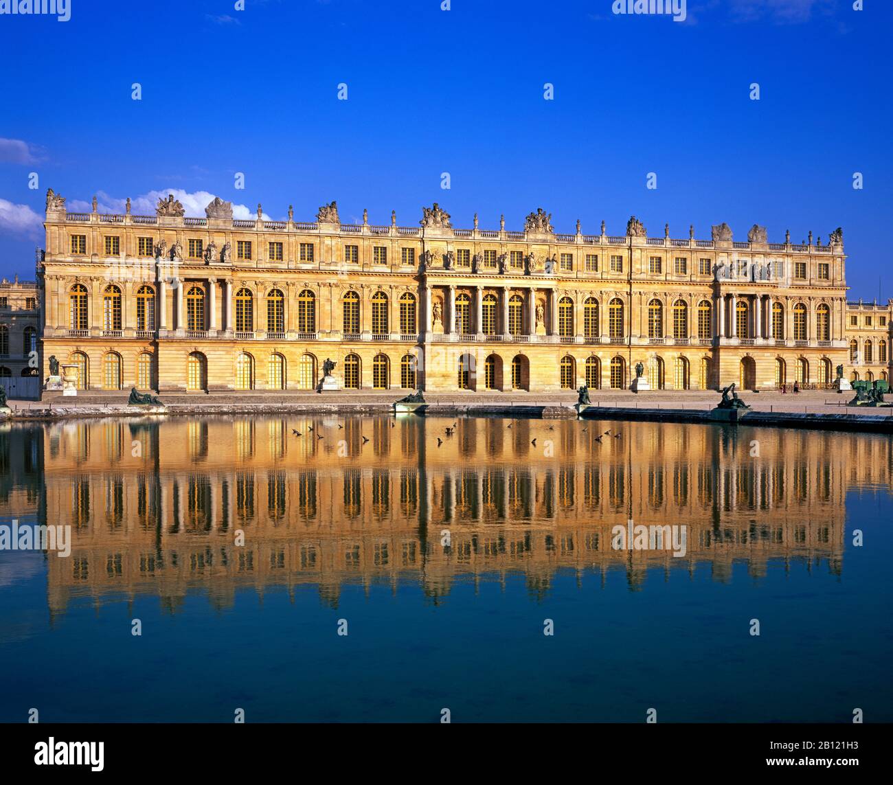 The construction of versailles hi-res stock photography and images - Alamy