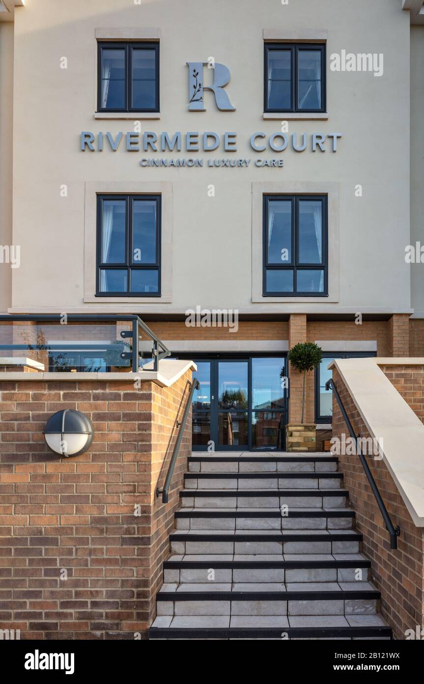 Modern court building hi-res stock photography and images - Alamy
