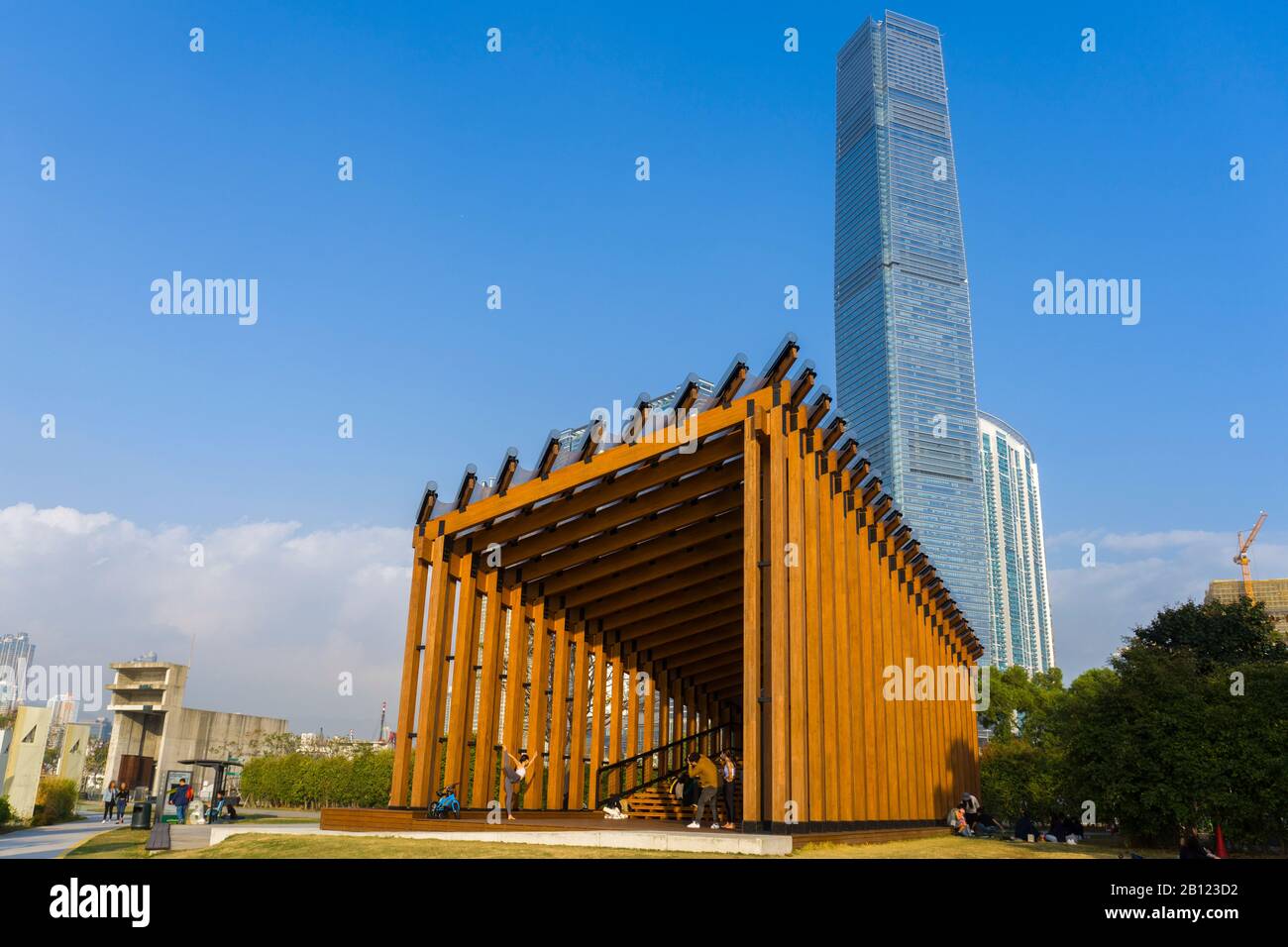 Extreme Long Shot City