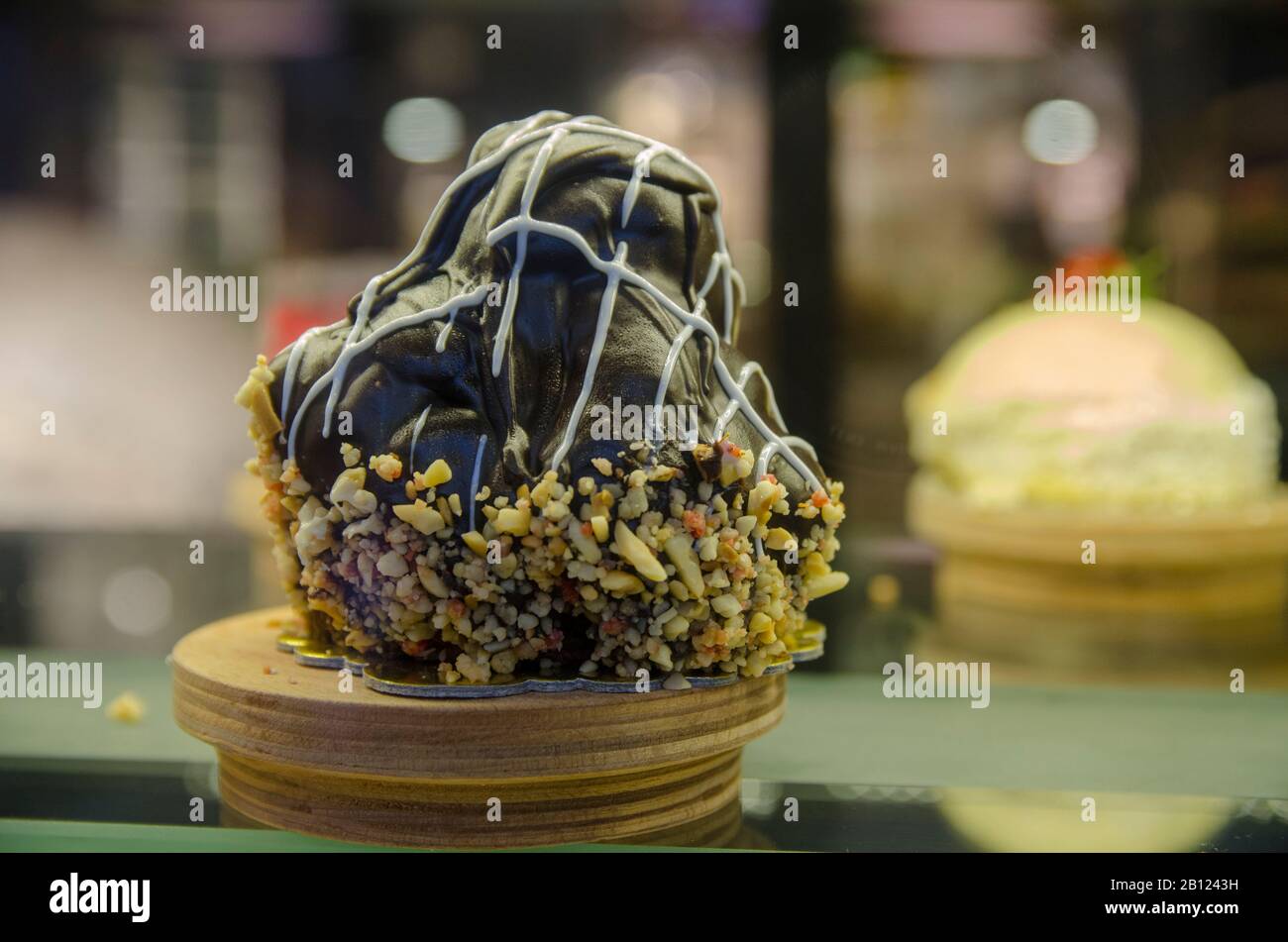 Little man cake hi-res stock photography and images - Alamy