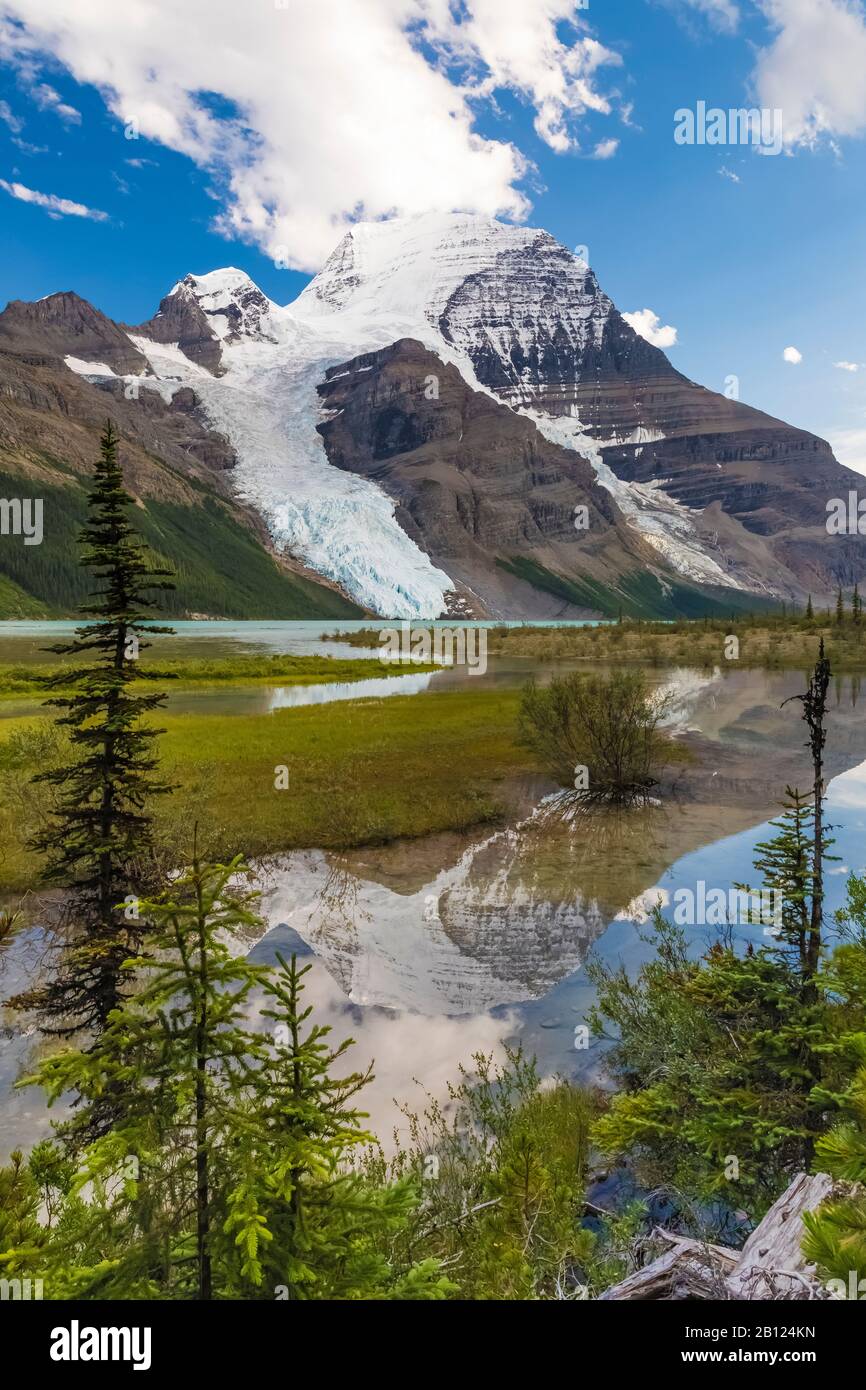 Robson River and Mount Robson in Mount Robson Provincial Park, British ...