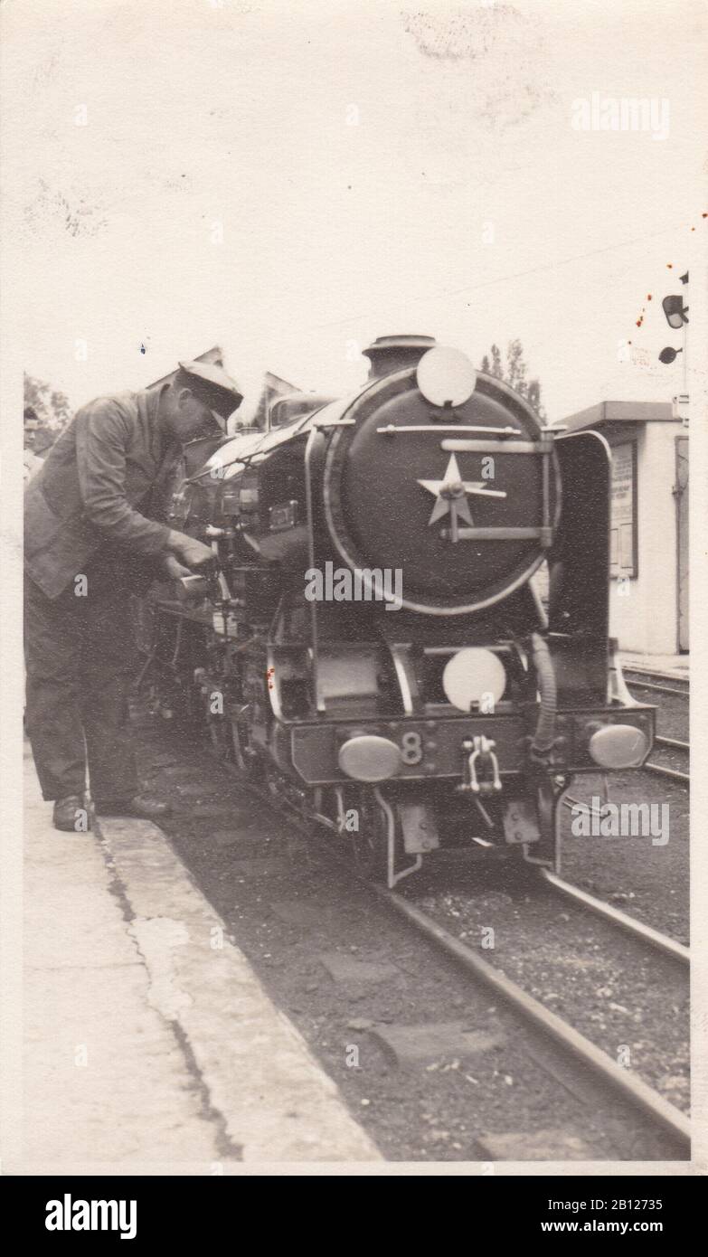 1950s coal man black and white hi-res stock photography and images - Alamy