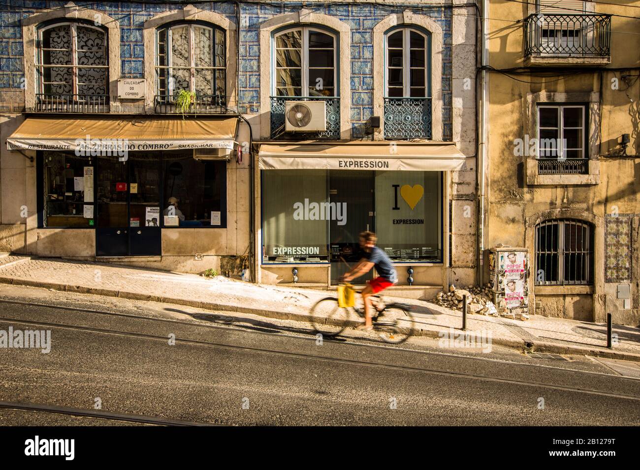 Calcada Do Combro High Resolution Stock Photography and Images - Alamy