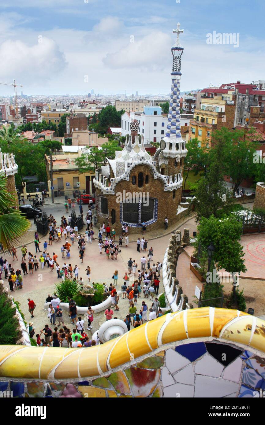 Picasso bench hi-res stock photography and images - Alamy