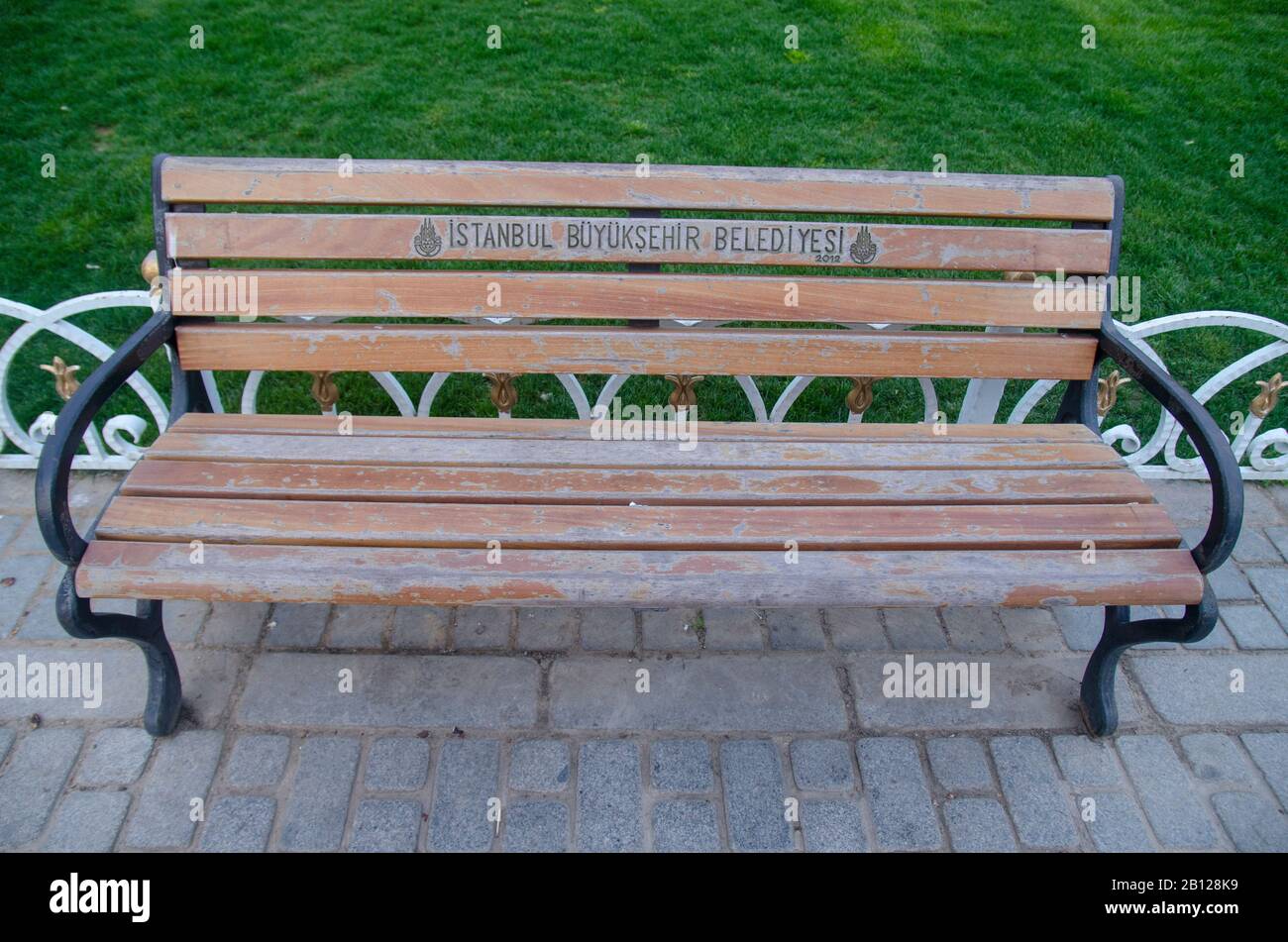 Vintage Bench on the Street Stock Photo - Alamy