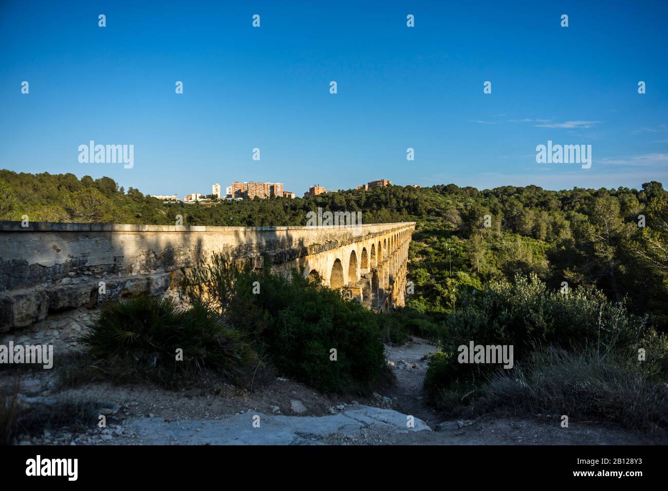 Tarragona Aqueduct High Resolution Stock Photography and Images - Alamy