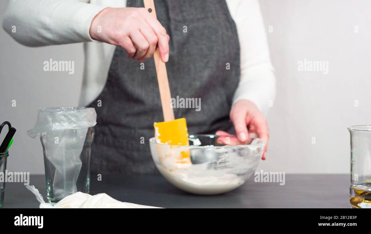 Mixing in food coloring royal hi-res stock photography and images - Alamy