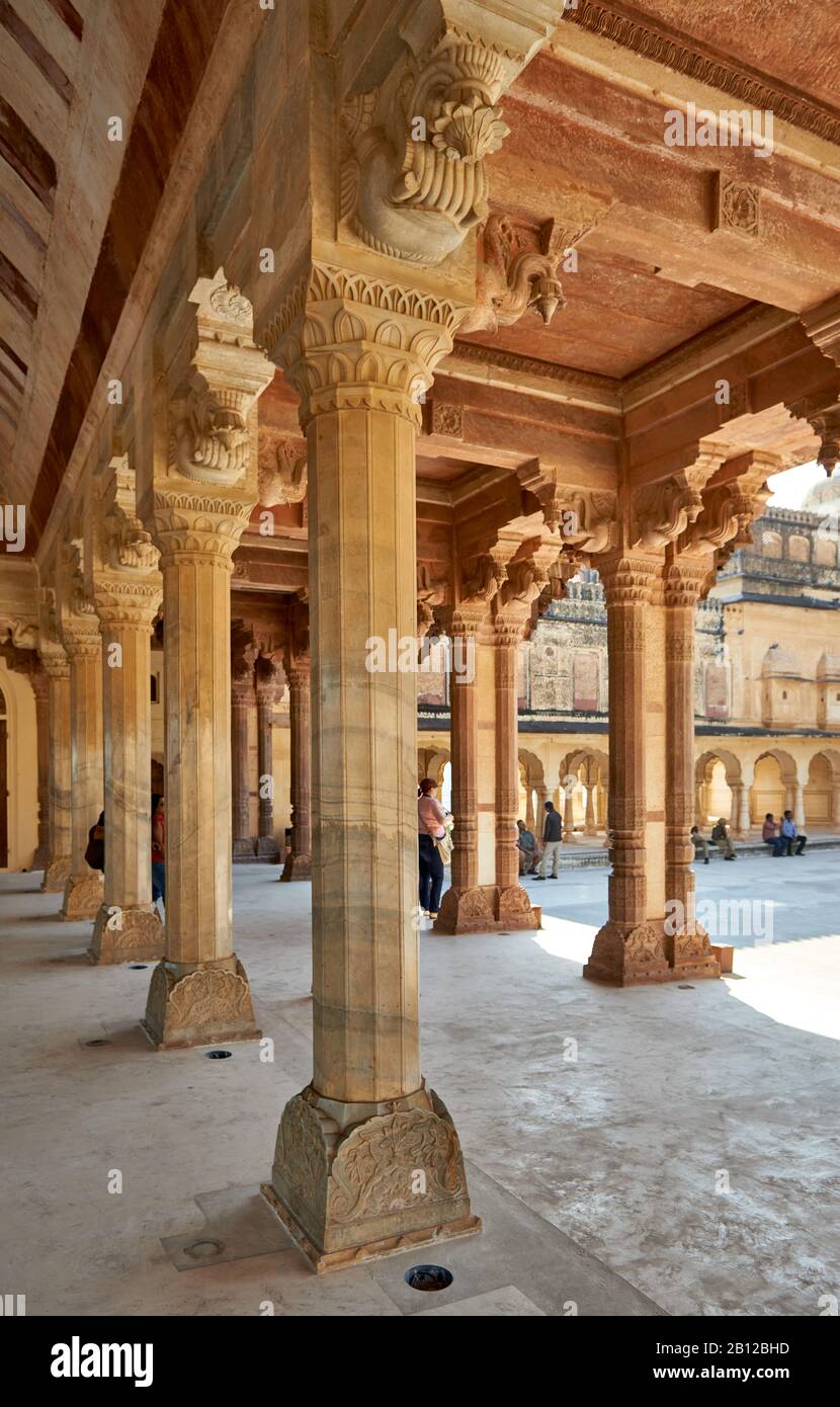 columns in Amer Fort, Jaipur, Rajasthan, India Stock Photo - Alamy