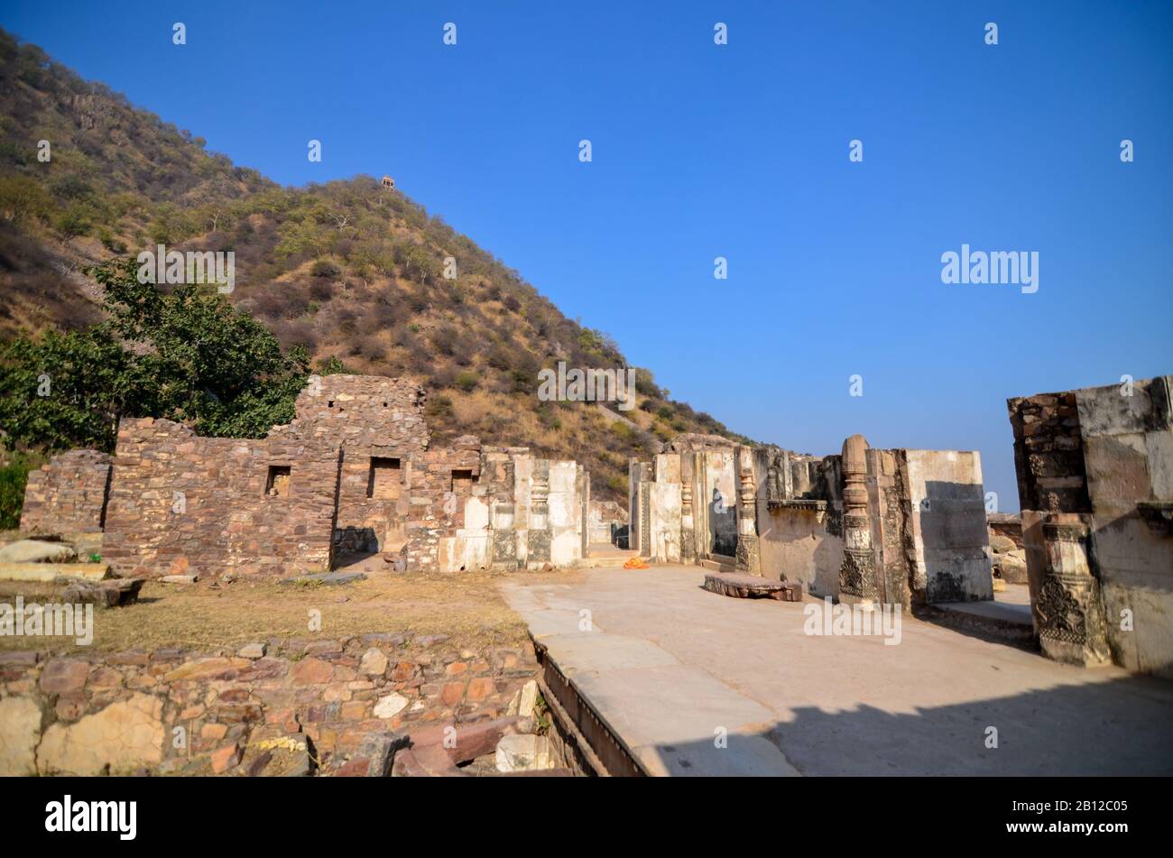 Ruins of 17th century Bhangarh Fort at Alwar Village in Rajasthan ...