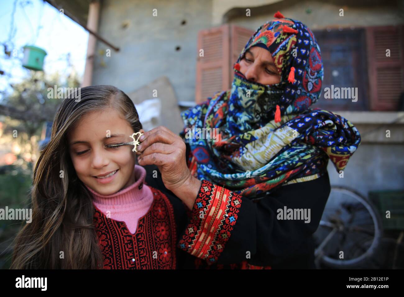 Kohl Eyeliner High Resolution Stock Photography and Images - Alamy