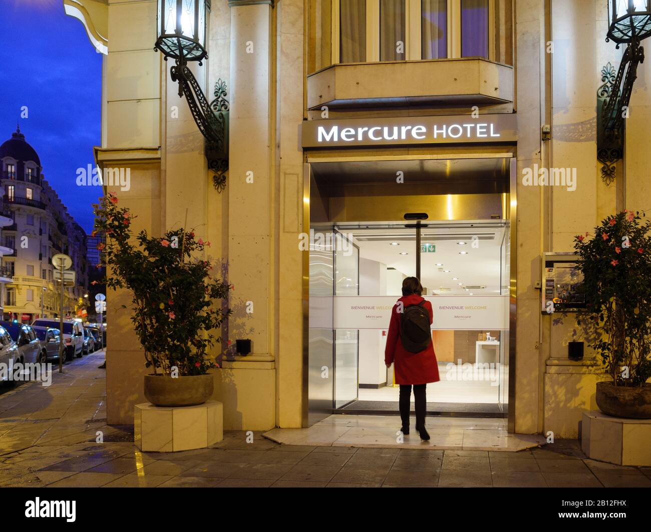 Mercure hotel sign hi-res stock photography and images - Alamy
