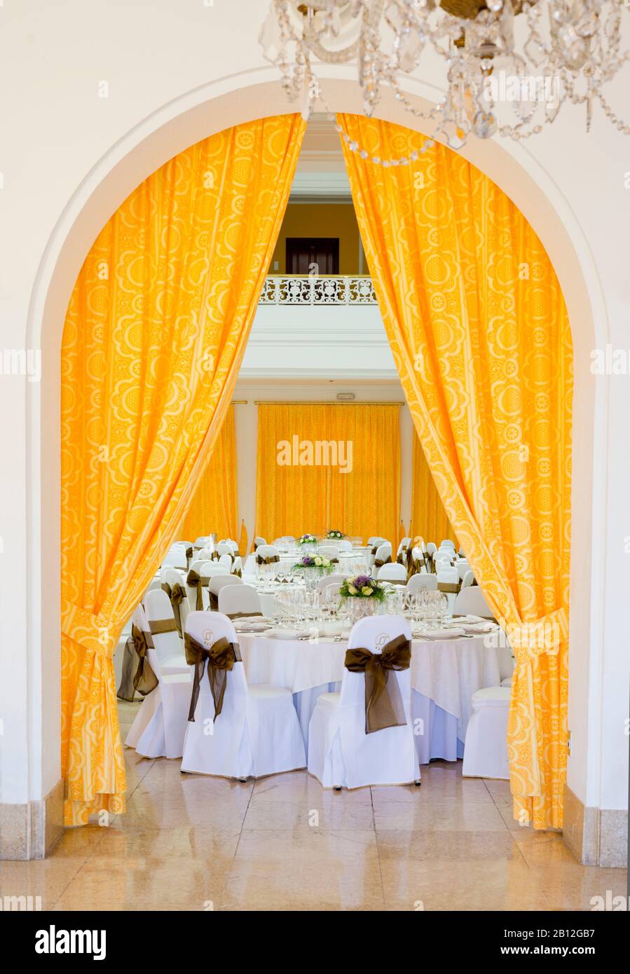 A banquet set-up Stock Photo - Alamy