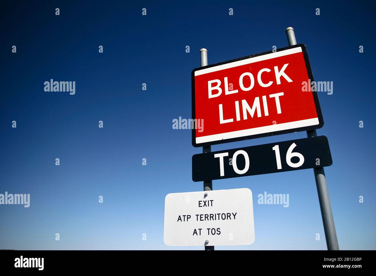Stuart highway road sign hi-res stock photography and images - Alamy
