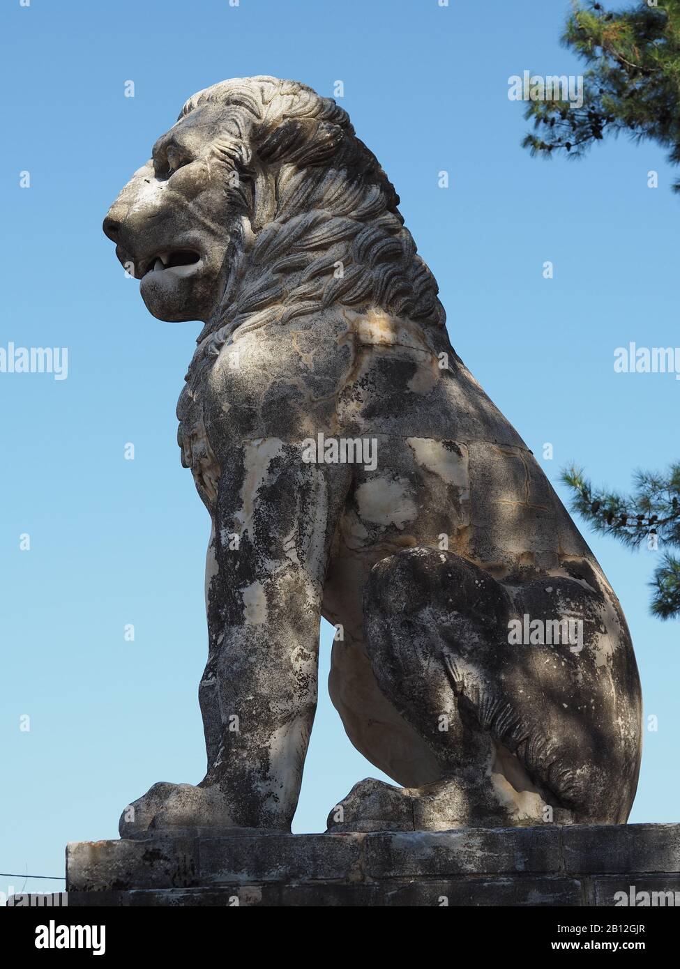 Lion of amphipoli hi-res stock photography and images - Alamy