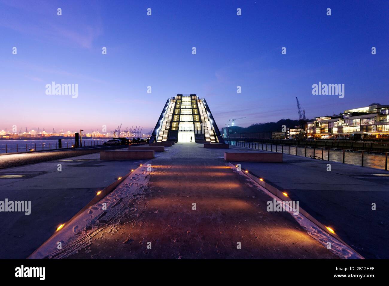 Dockland,Neumühlen,modern office buildings and architecture,harbor ...
