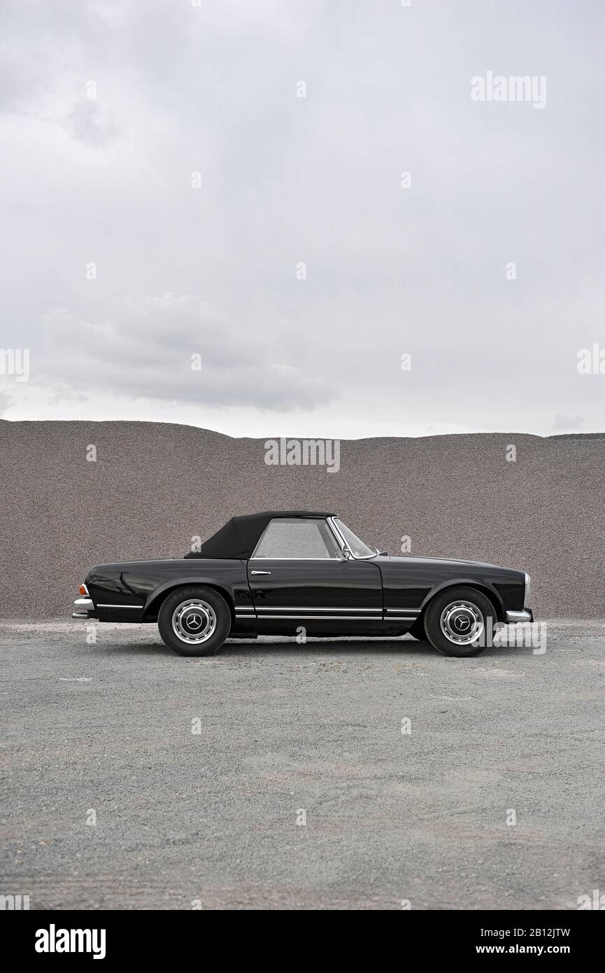 Number Plate Distorted High Resolution Stock Photography and Images - Alamy