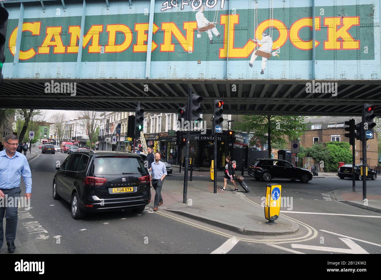 Camden high street bridge hi-res stock photography and images - Alamy