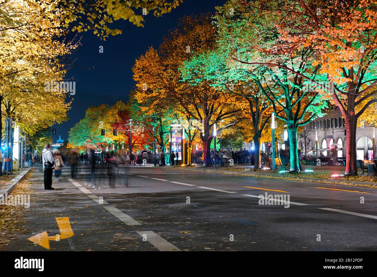 Illuminated linden trees,tourists,Unter den Linden,Festival of Lights ...