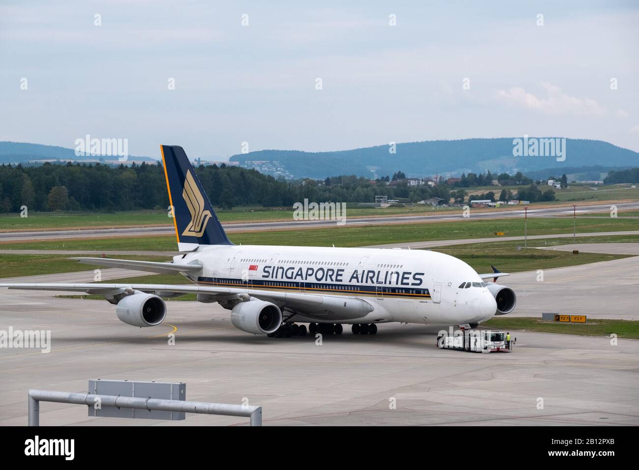 Etihad airlines airplane preparing for take-off at day time in ...