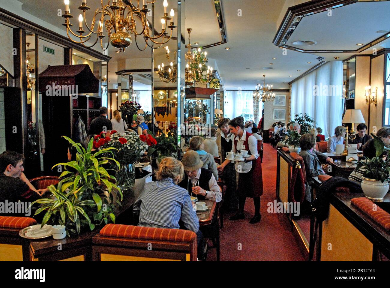 Café niederegger lubeck coffee hi-res stock photography and images - Alamy