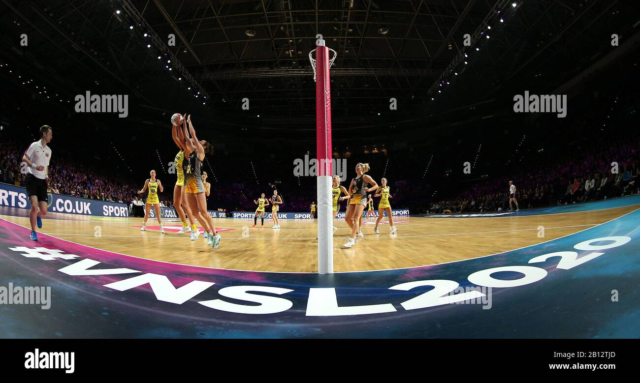 A general view of action between Manchester Thunder' and Wasps Netball ...
