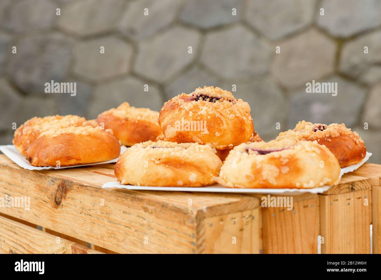 Yeast box hi-res stock photography and images - Alamy