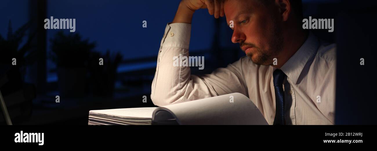 Concerned business person Stock Photo - Alamy