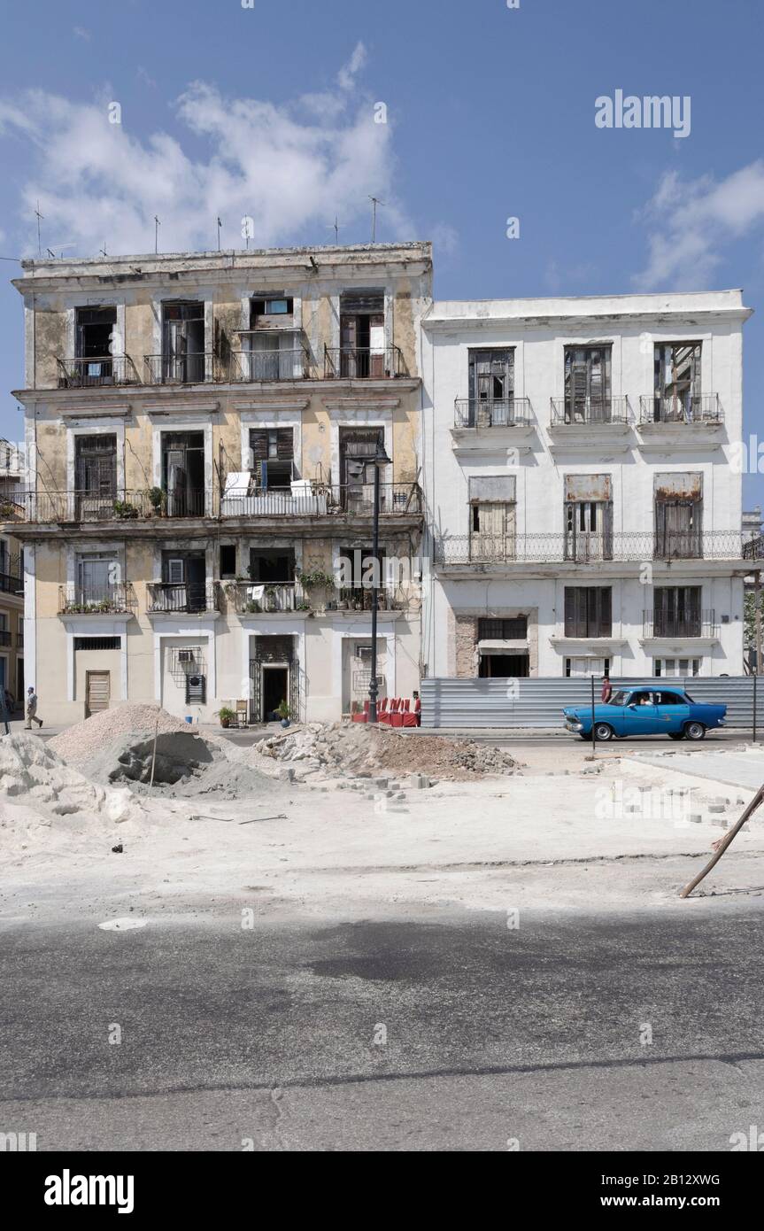 Havana cuba derelict building hi-res stock photography and images - Alamy
