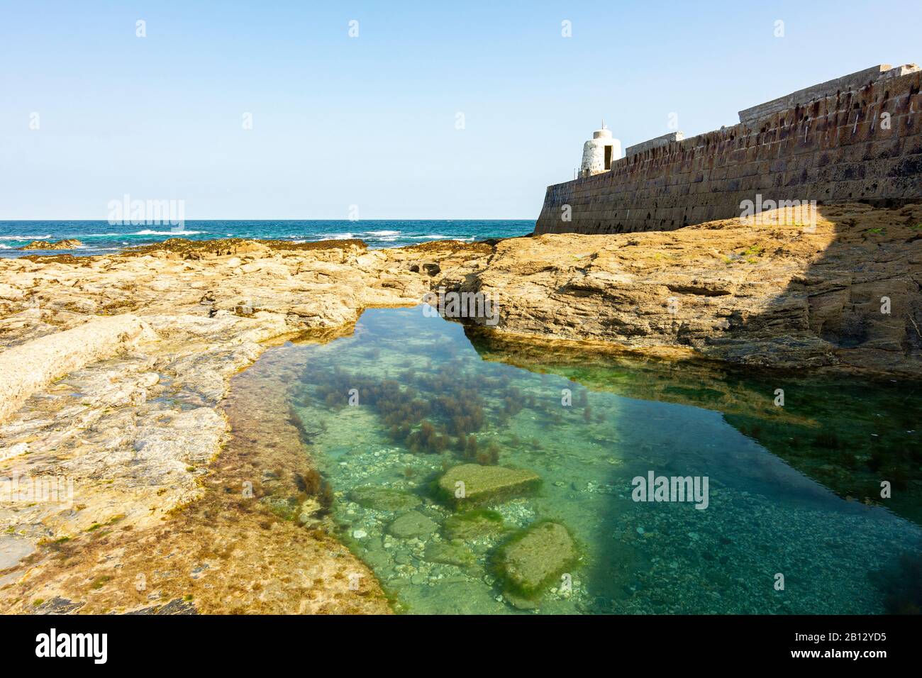 Portreath pier rock pools low hi-res stock photography and images - Alamy