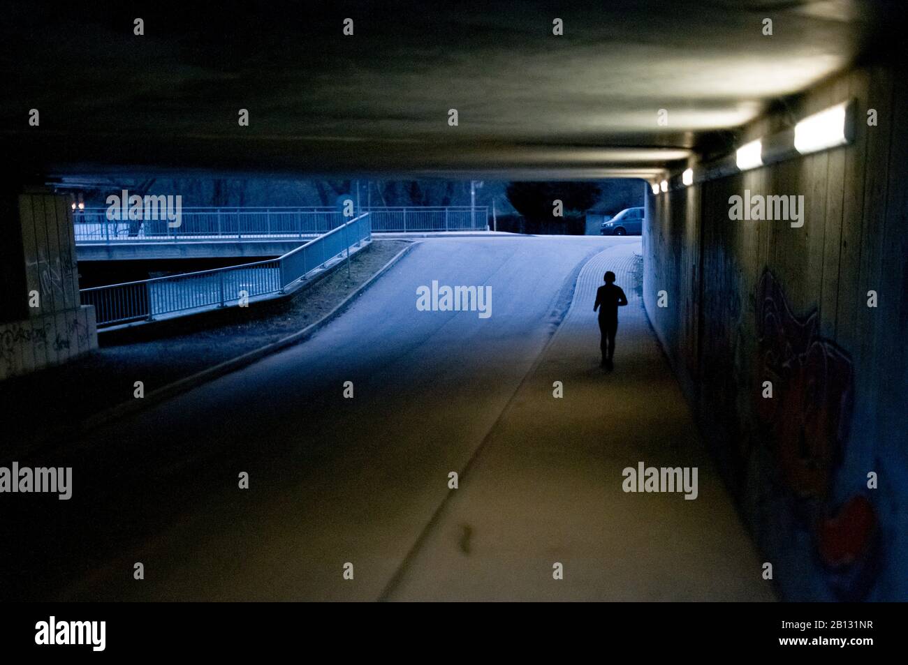 Running under bridge hi-res stock photography and images - Alamy