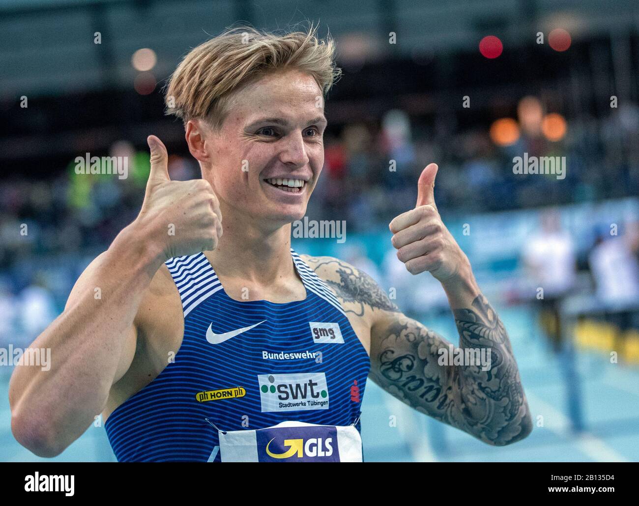 60m men hi-res stock photography and images - Alamy