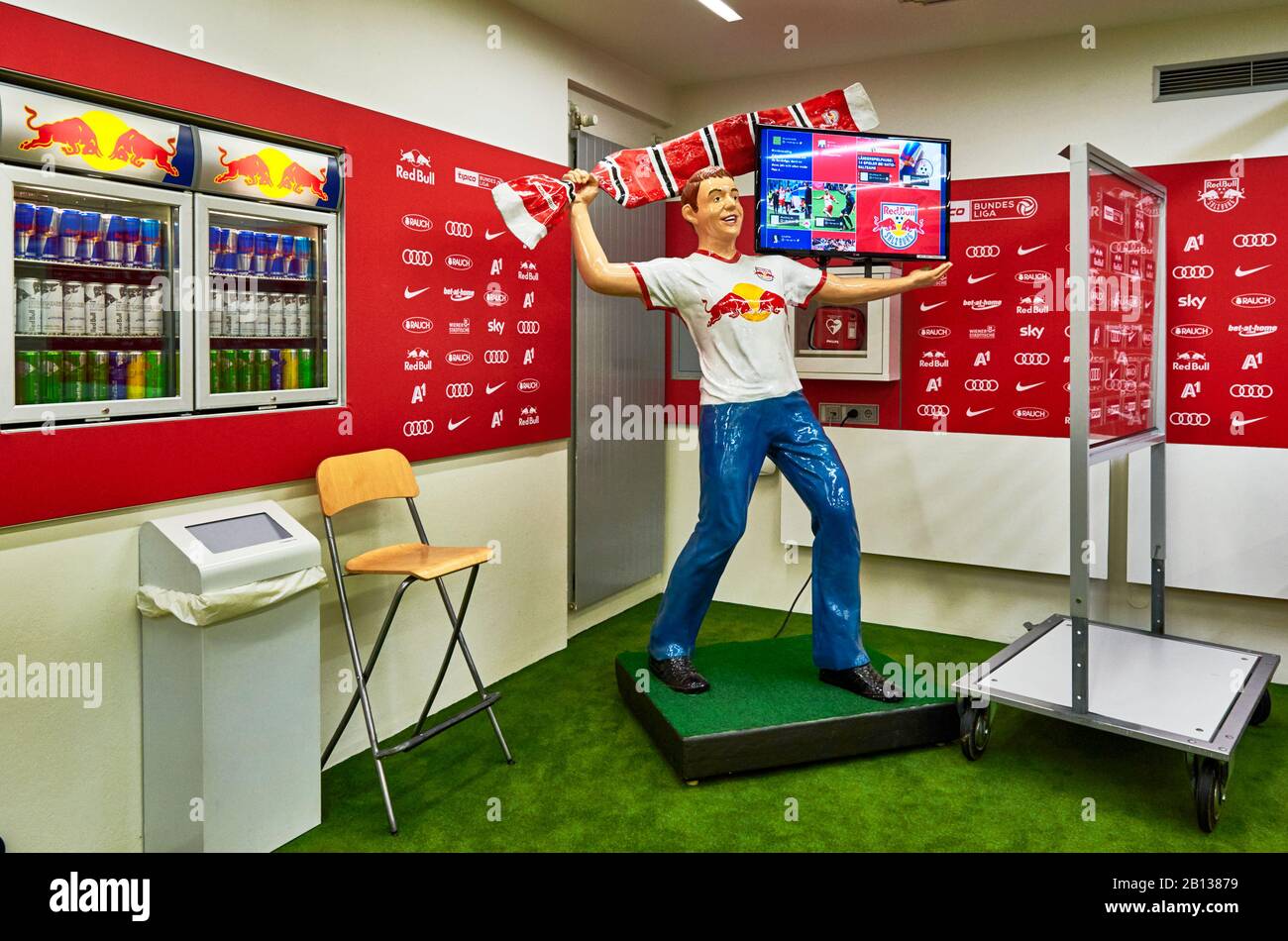 Action behind goal football hi-res stock photography and images - Alamy