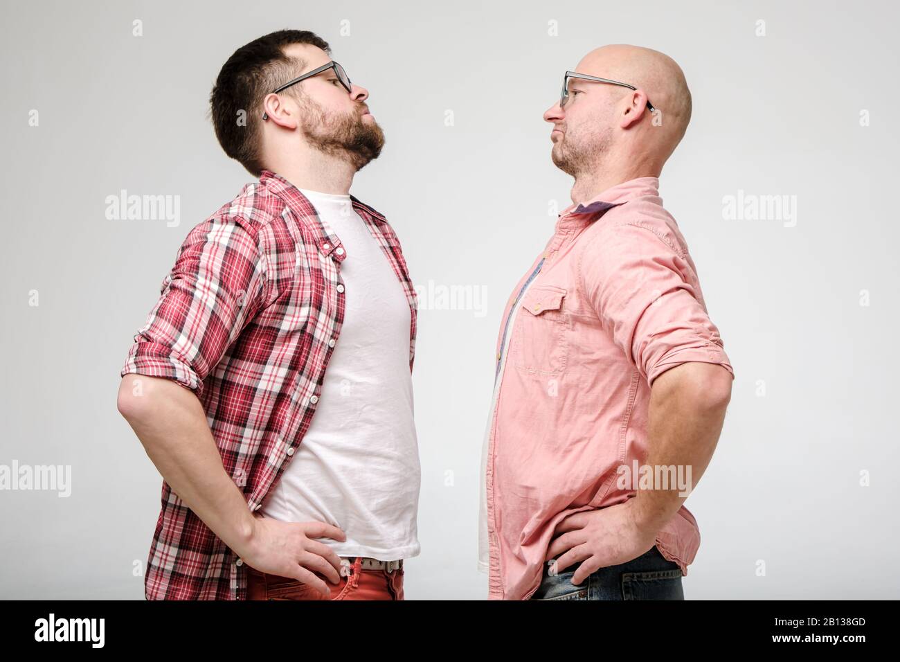 Two men face to face conflict hi-res stock photography and images - Alamy