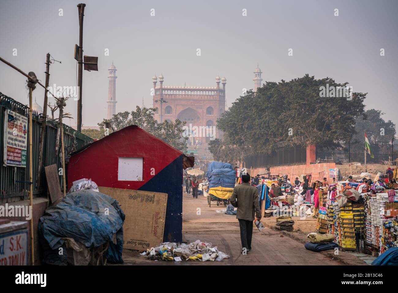 India overpopulation hi-res stock photography and images - Alamy