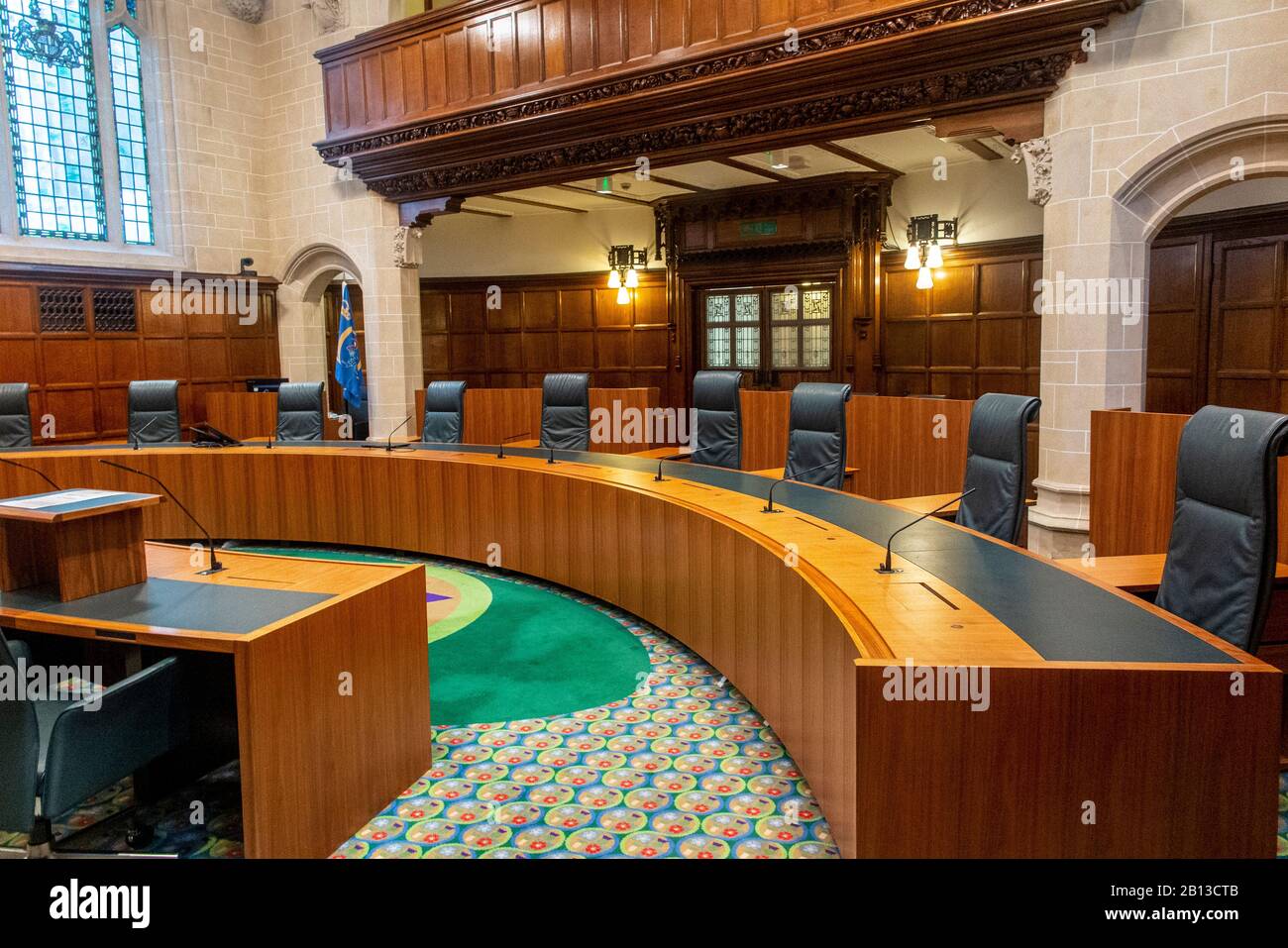 Law court inside uk hi-res stock photography and images - Alamy