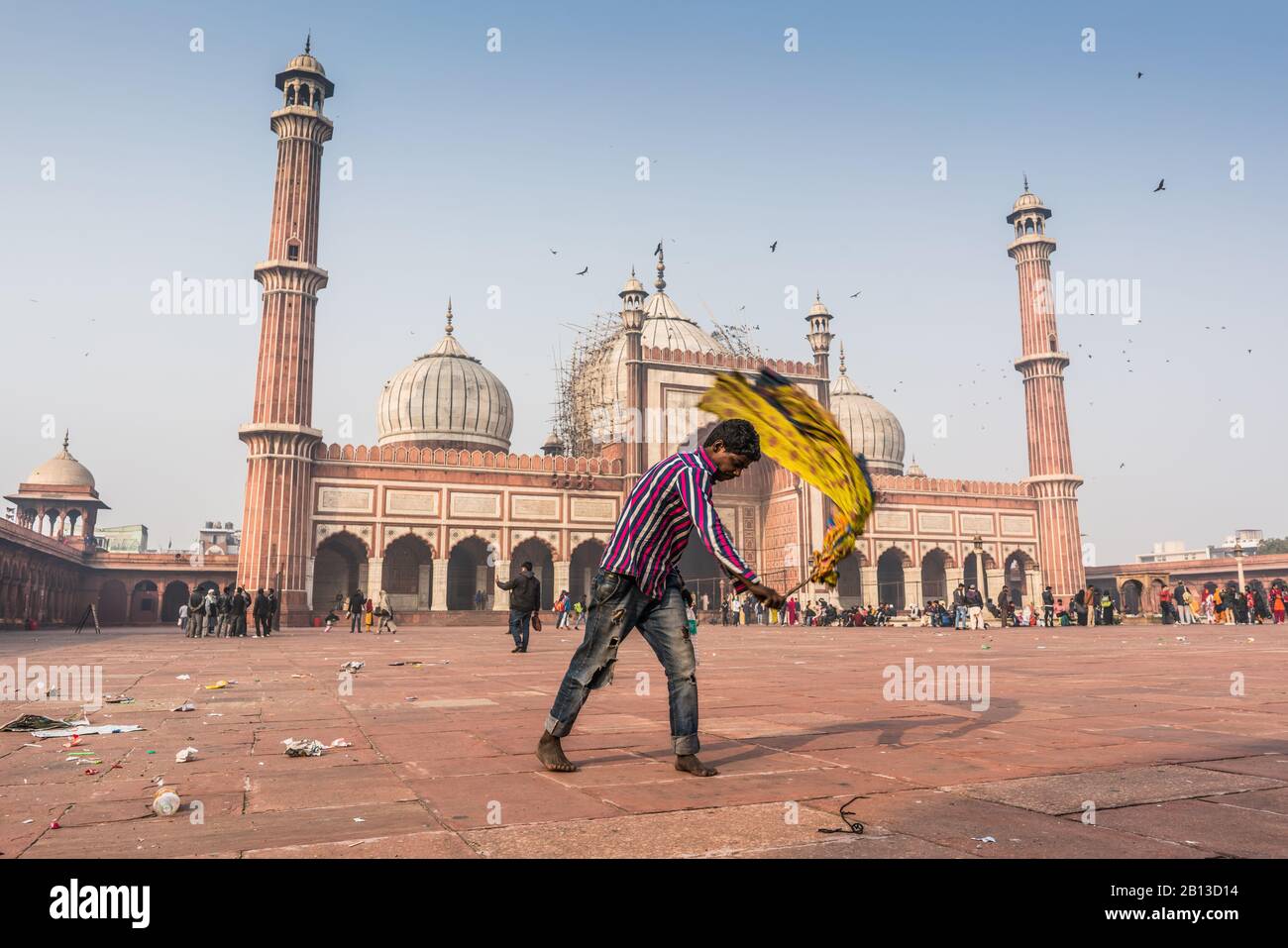 garbage man, Jama Masjid, India, Asia Stock Photo - Alamy