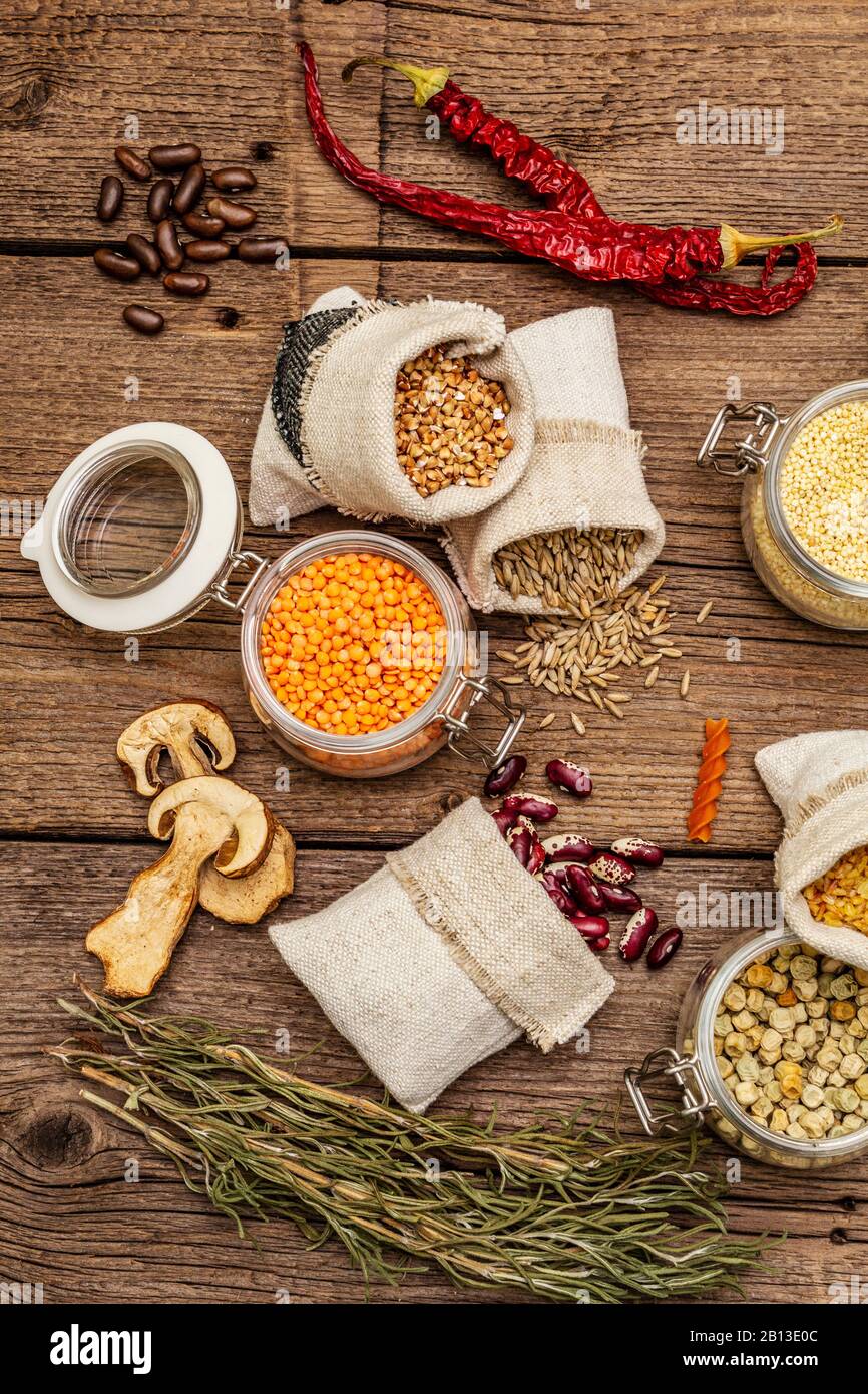 Zero waste food shopping concept. Cereals, pasta, legumes, dried ...