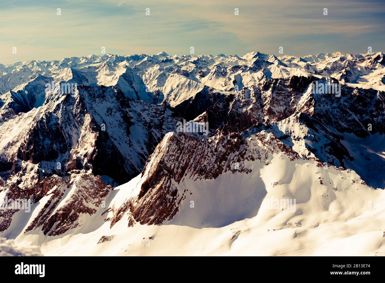 Alpine scenic views hi-res stock photography and images - Alamy