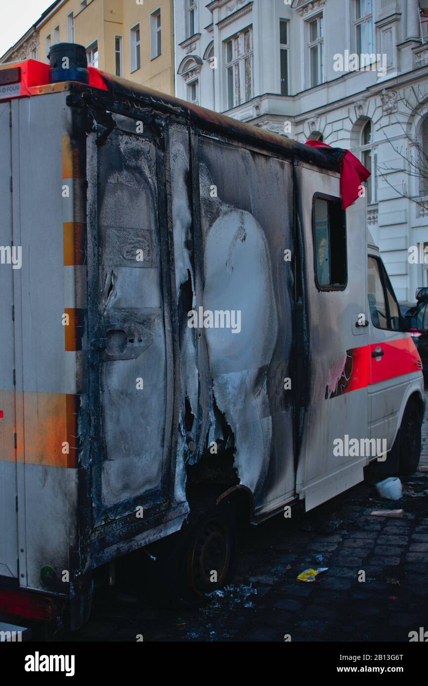 European ambulance hi-res stock photography and images - Alamy