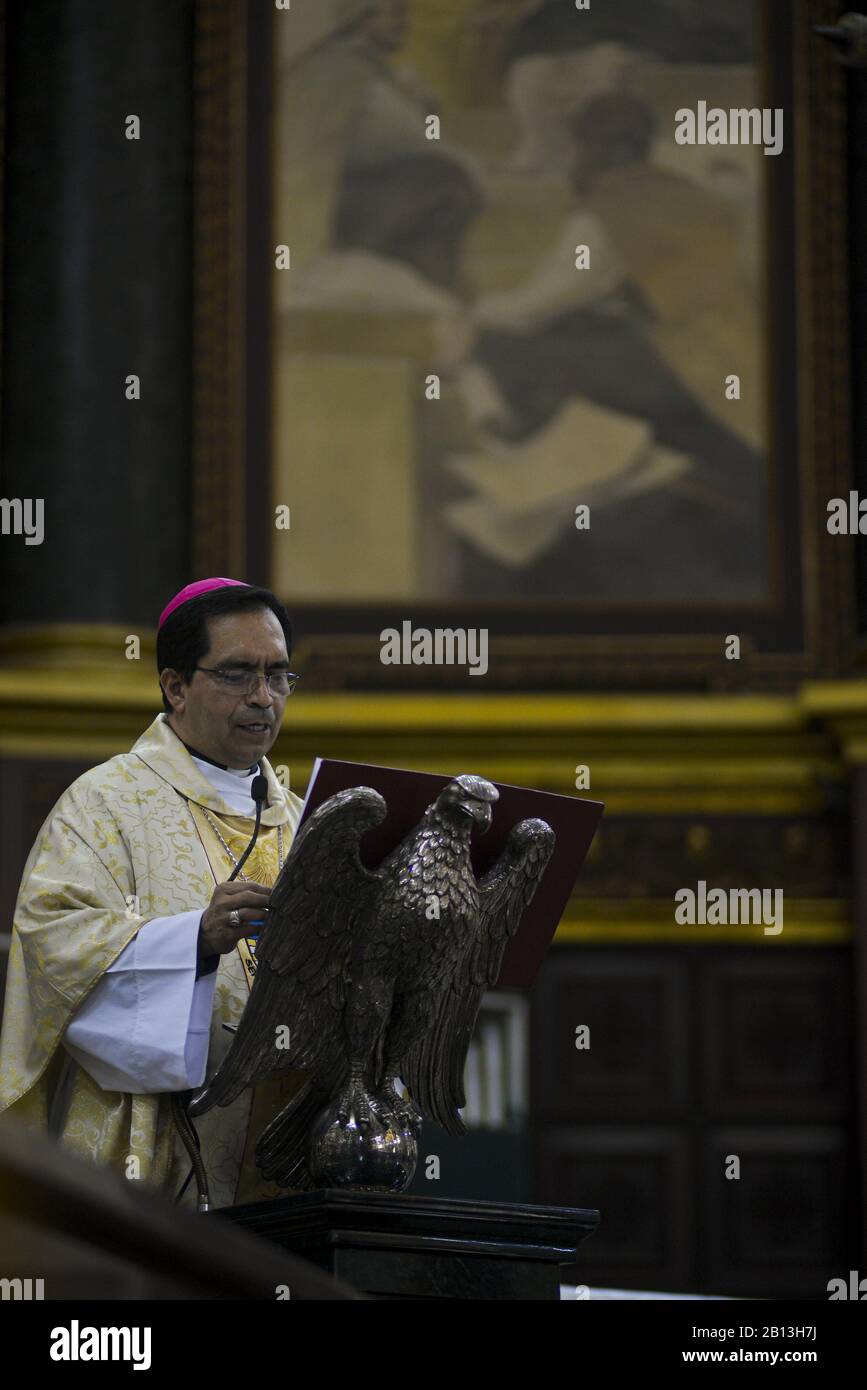 Father rutilio grande hi-res stock photography and images - Alamy