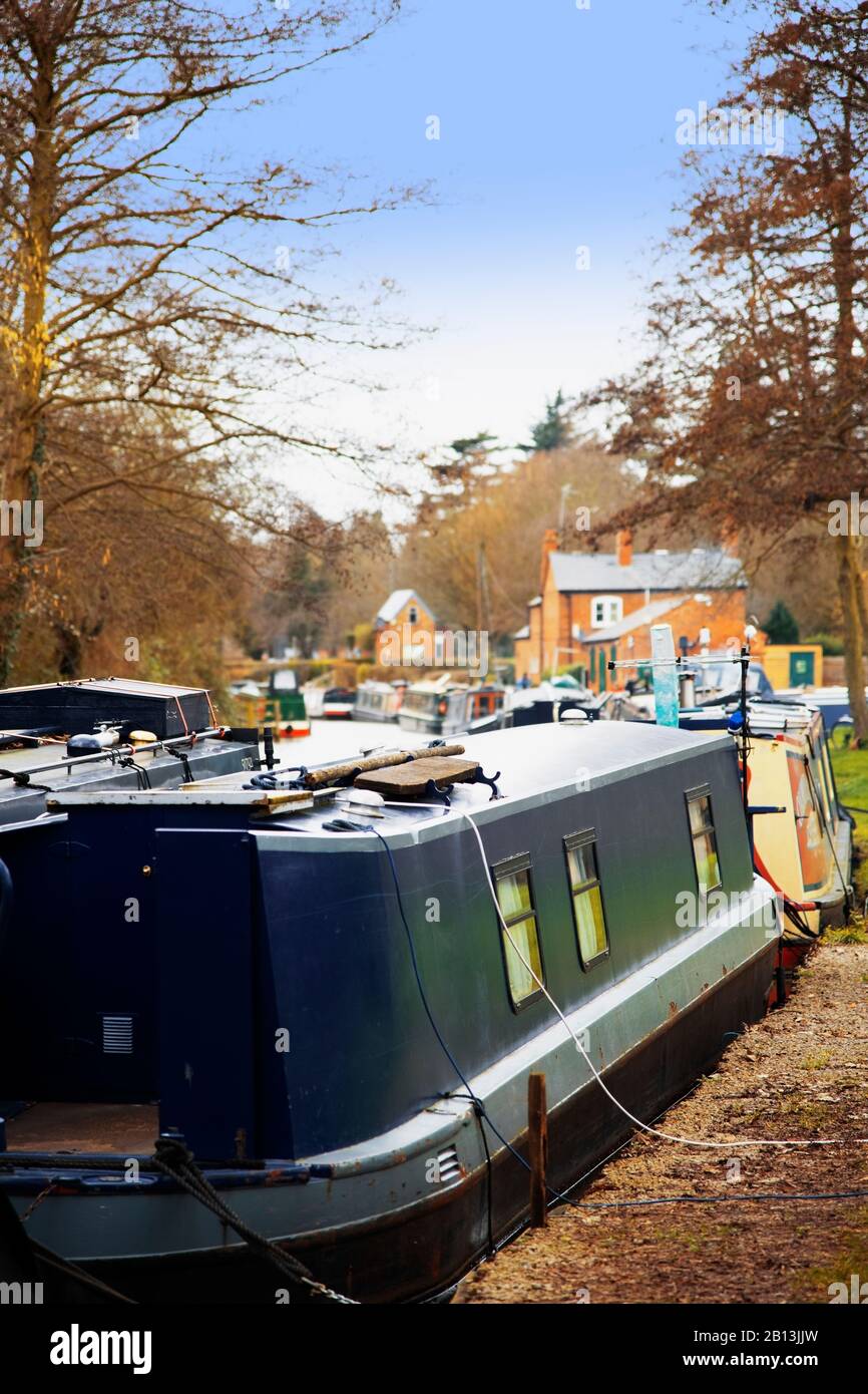 Warwick village hi-res stock photography and images - Alamy