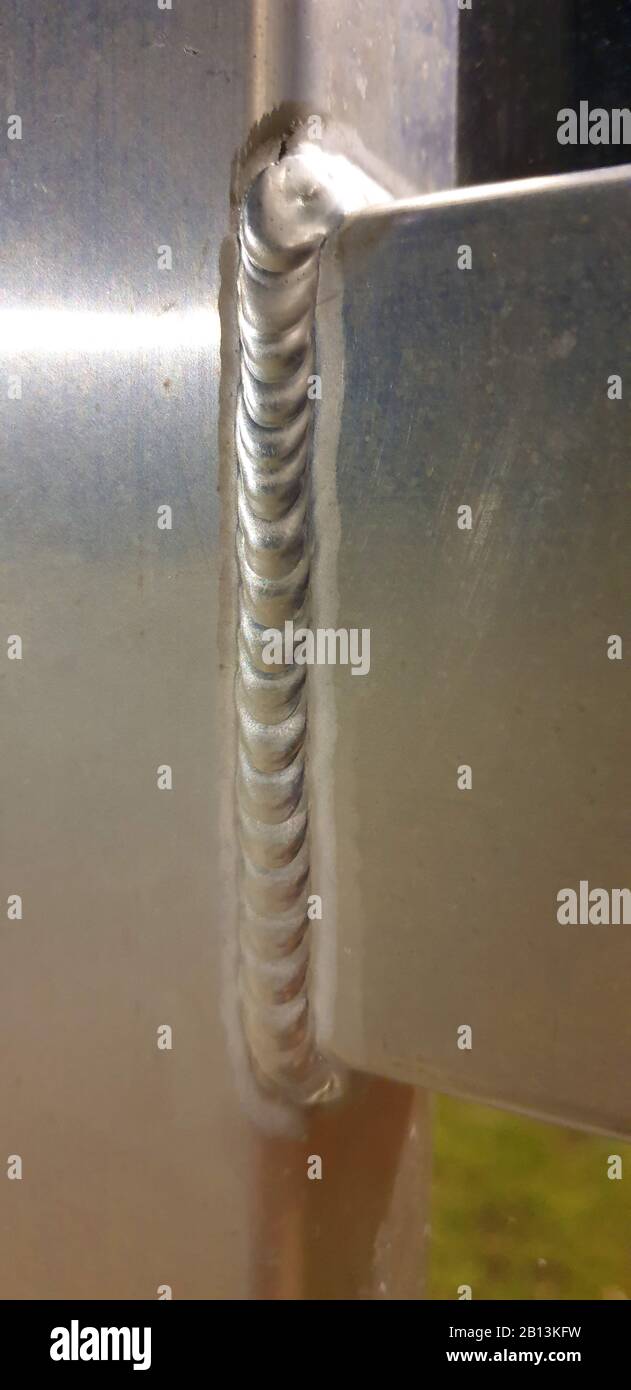 Steel elements hi-res stock photography and images - Alamy