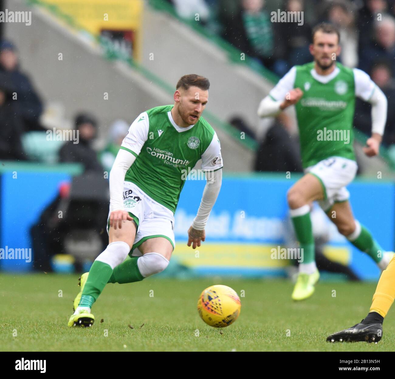 Martin boyle hibs hi-res stock photography and images - Alamy