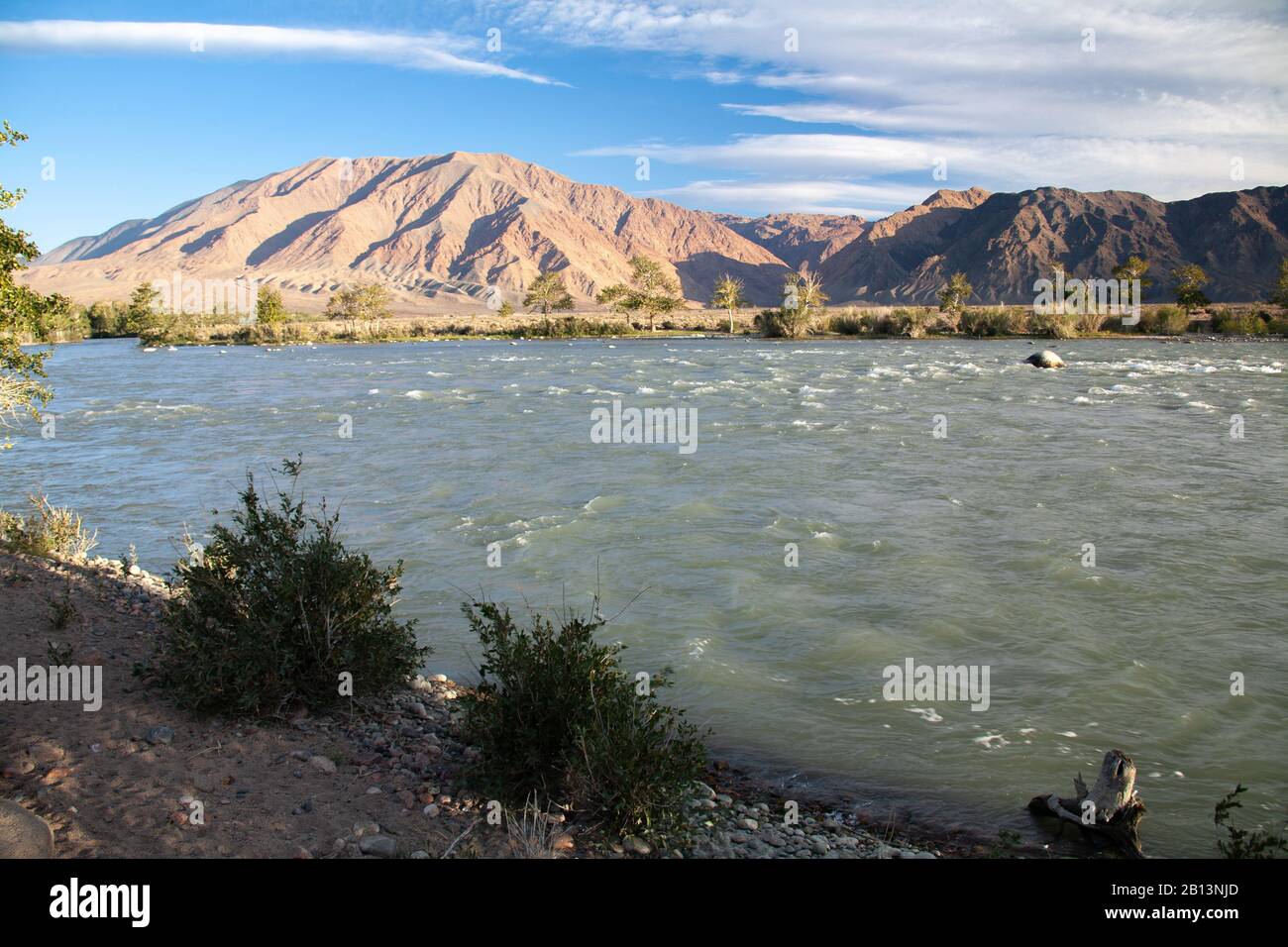 Landscapes of Mongolia, Hovd river Stock Photo - Alamy