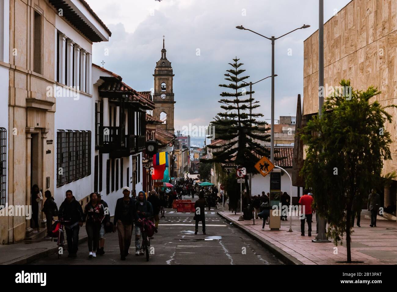 Streets of downtown bogota hi-res stock photography and images - Alamy