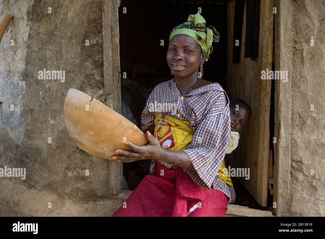 Village life in Guinea Stock Photo - Alamy
