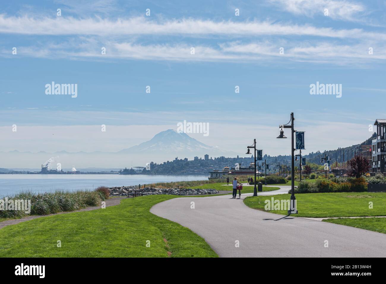 Mt Rainier Hovers Over Downtown Tacoma and Commencement Bay as Seen ...