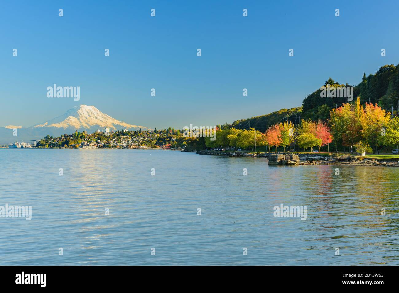 Mt Rainier Hovers Over Downtown Tacoma and Commencement Bay as Seen ...