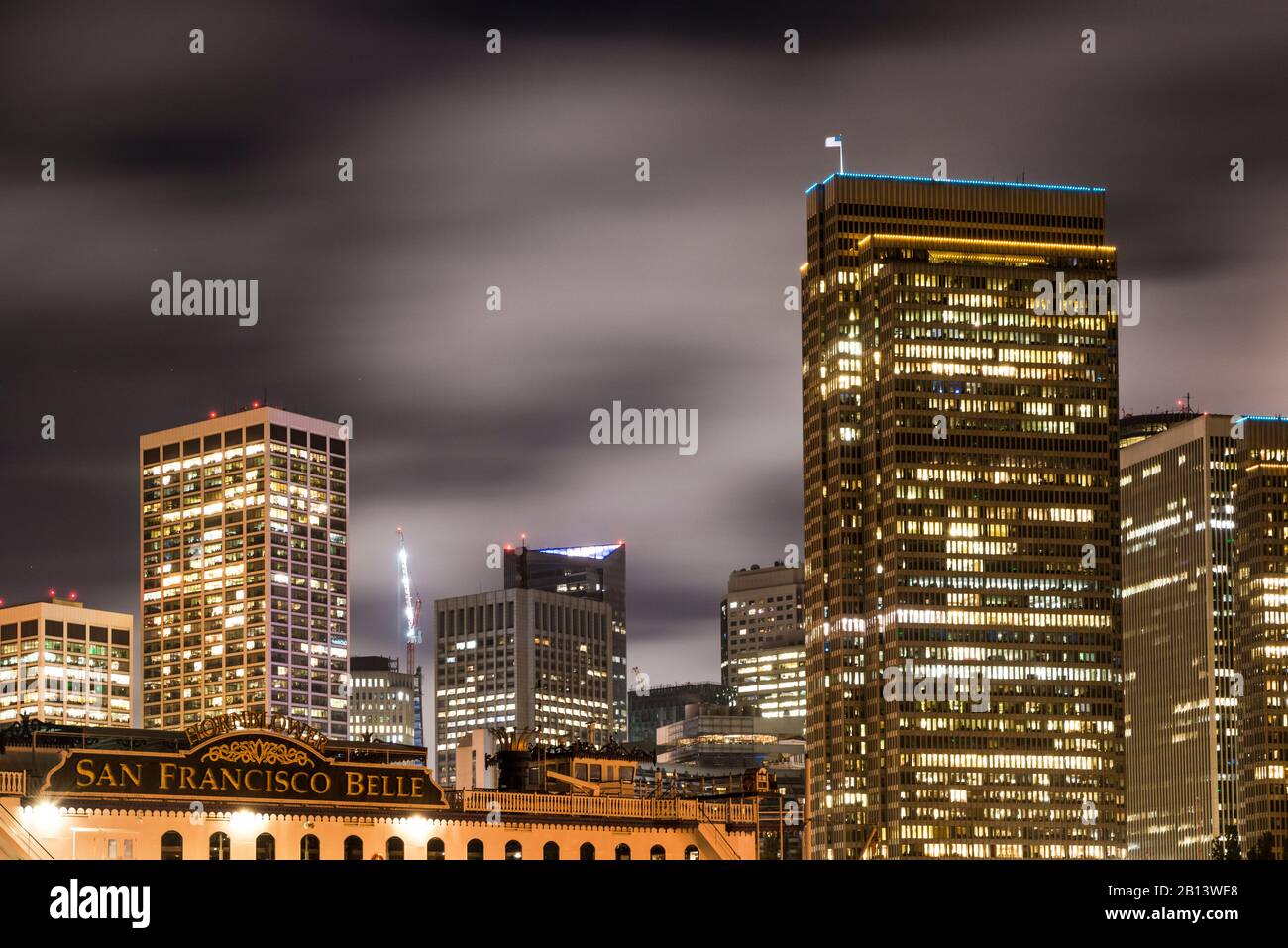 Skyscraper san francisco hi-res stock photography and images - Alamy